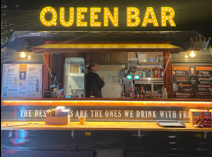 Queen Bar